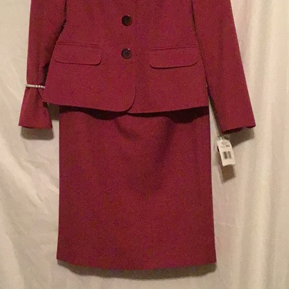 EVAN - PICONE | Skirts | Evan Picone Park Ave Deep Rose Womens Suit Sz ...